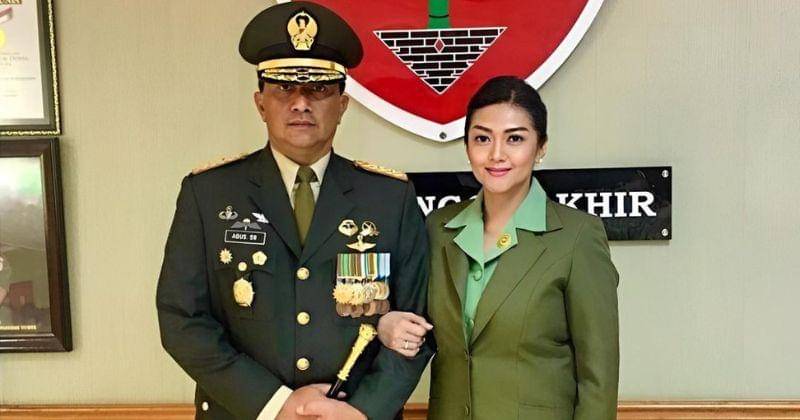 10 Artis Menikah dengan Anggota TNI, Punya Hubungan Mesra | Popmama.com